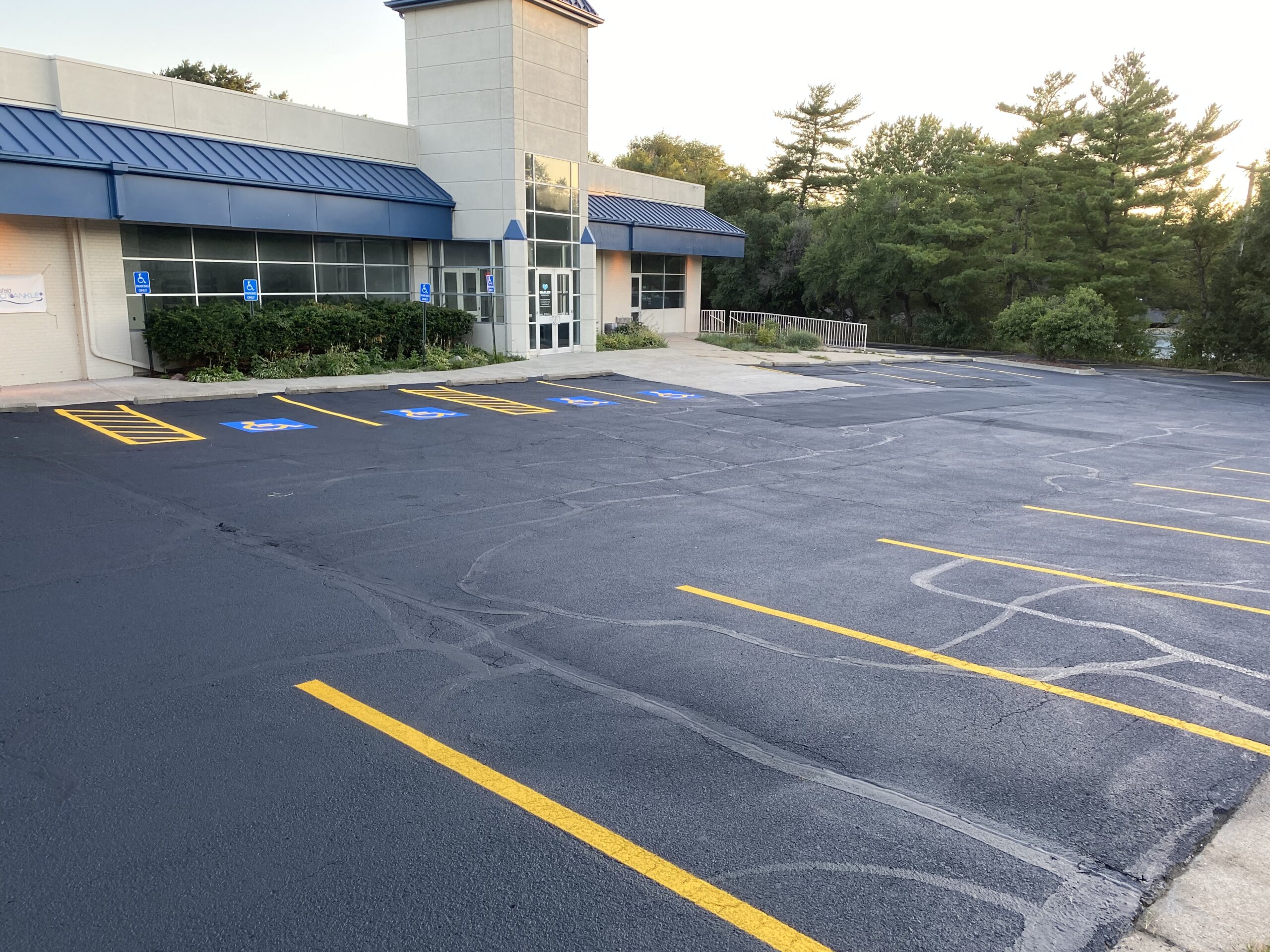 Davis Lawn and Striping | davislawnandstriping.com
